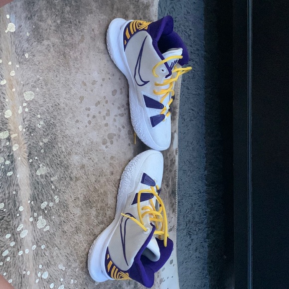 Nike | Shoes | Custom Nike Basketball Shoes The Designs And Colors Are ...